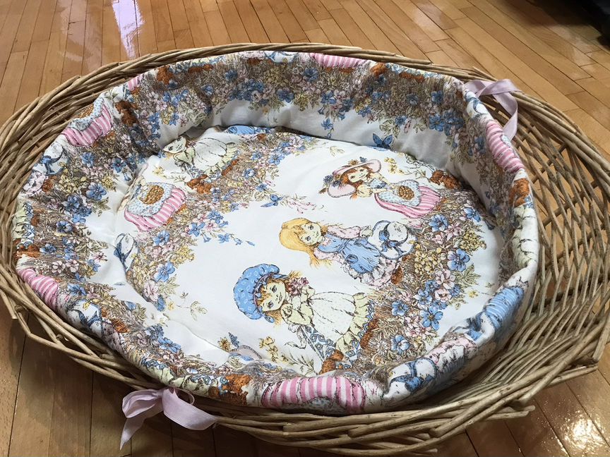 Лежанка корзина для собак и кошек, домик