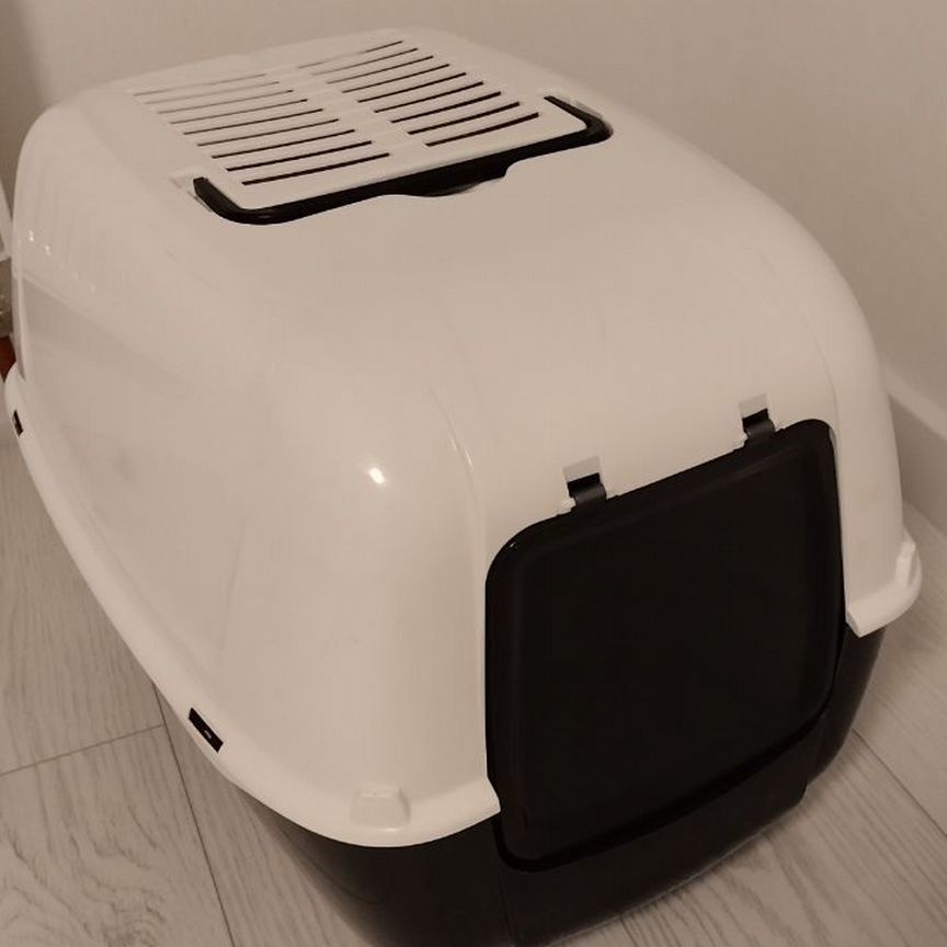 Кошачий лоток закрытый с дверкой
