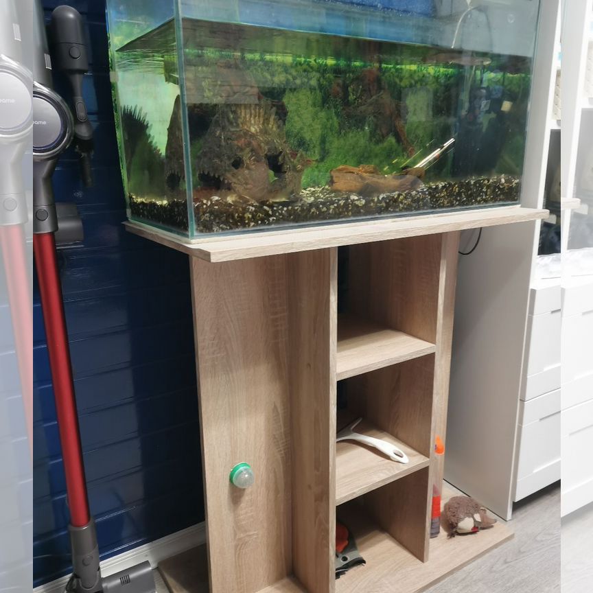 Аквариум с тумбой