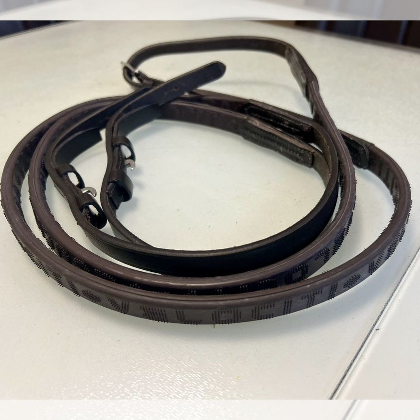 Повод для лошади коричневый