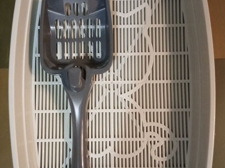 Лоток и совок для кошек