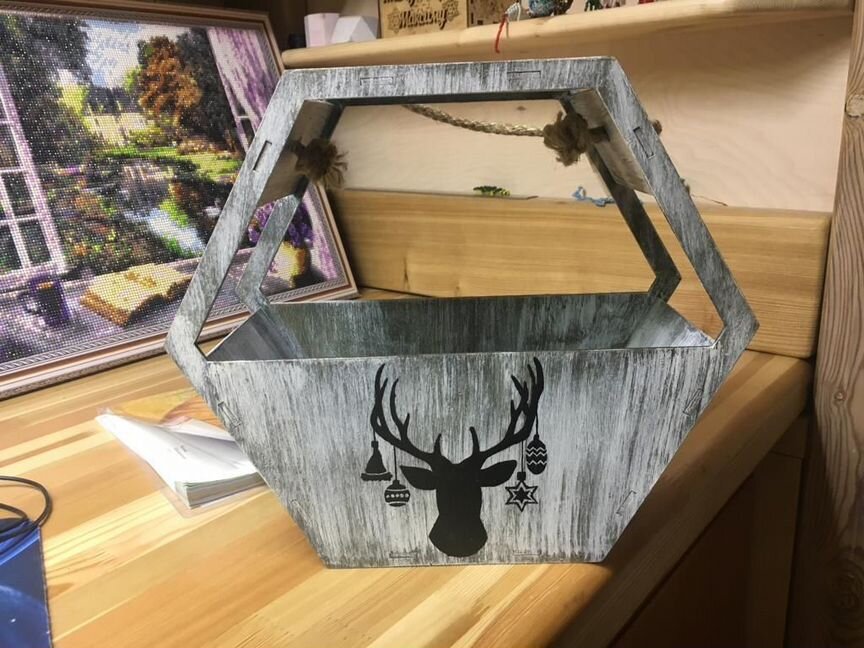 Кормушка для животных