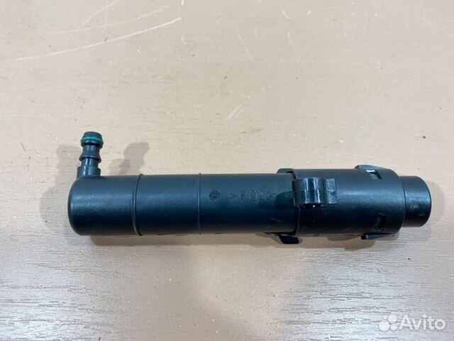 Форсунка омывателя фары передняя Porsche Panamera купить в Москве ...