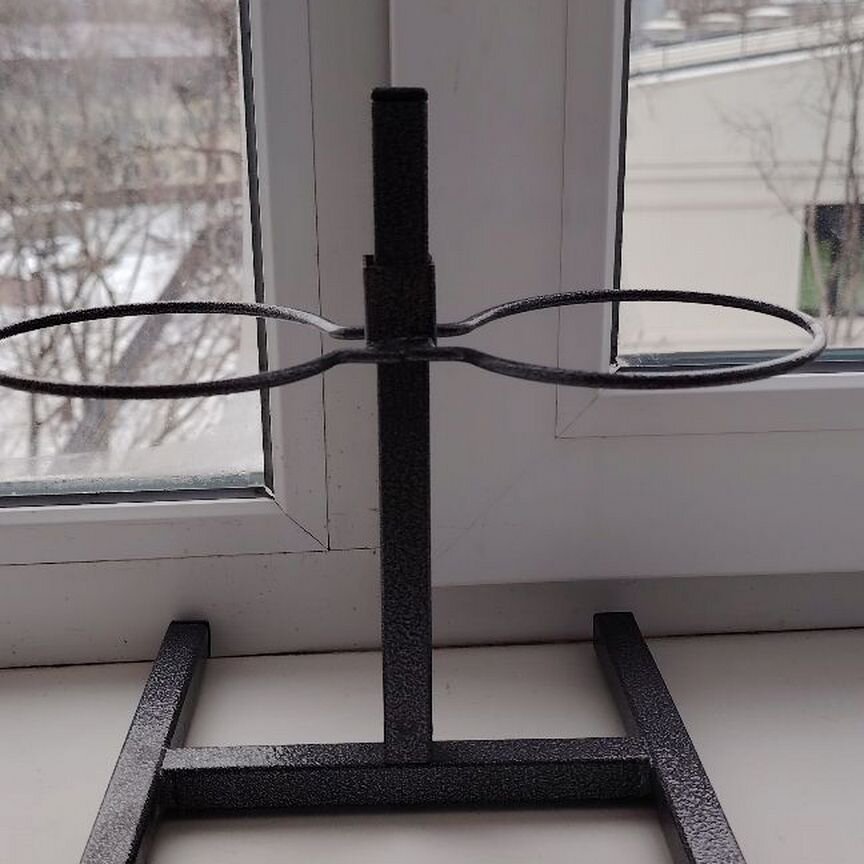 Штатив подставка для кошек или маленьких собачек