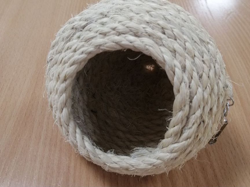 Гнездо для птиц, попугаев, грызунов