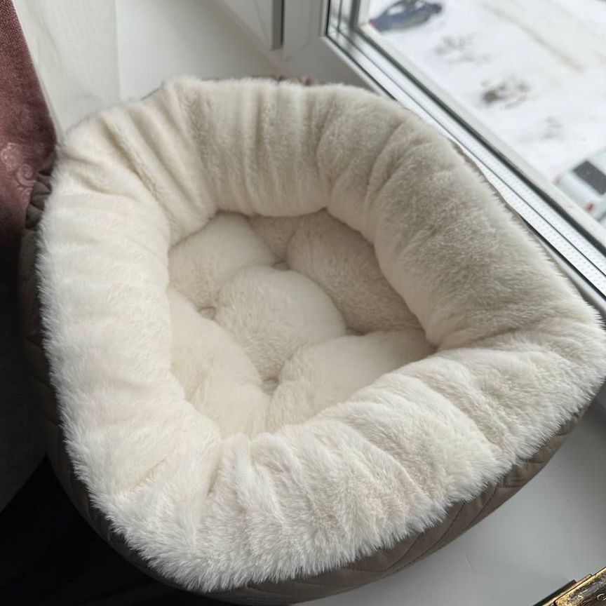 Лежанка для собак и кошек