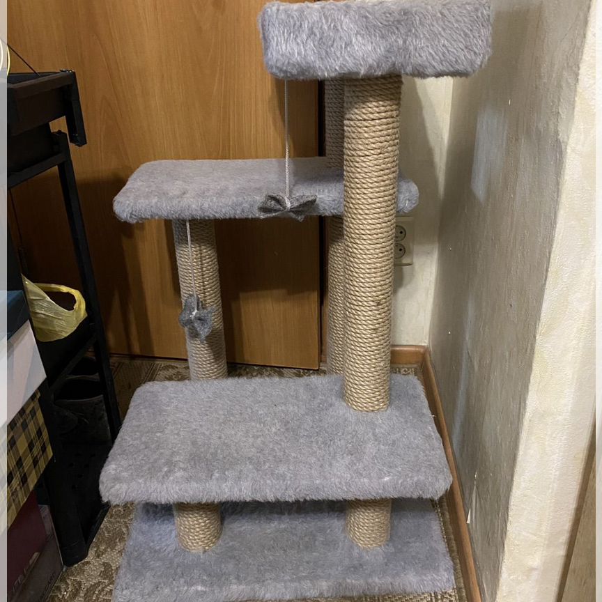 Домик для кошки с когтеточкой бу