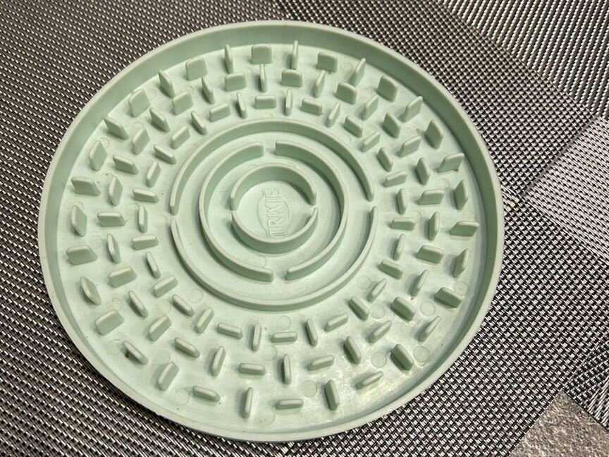 Тарелка для собак