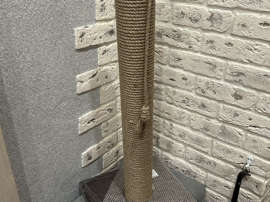 Продам большую когтеточку