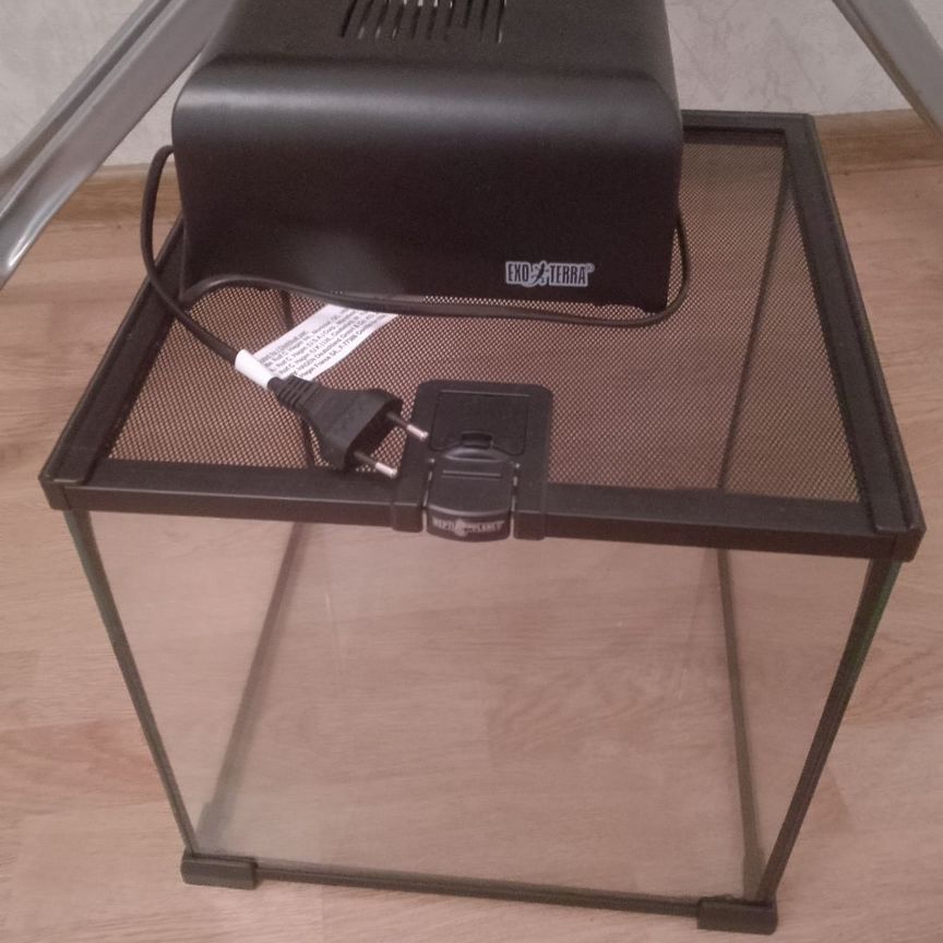 Террариум-аквариум-флорариум