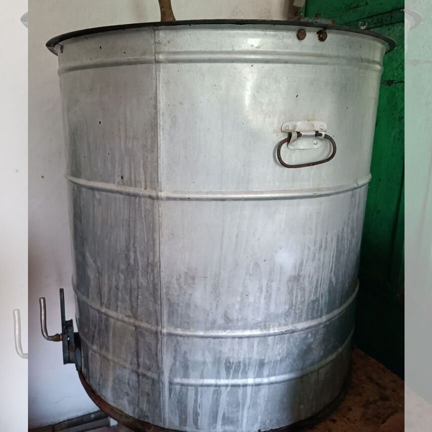 Медогонка 4 рамочная бу, алюминиевая