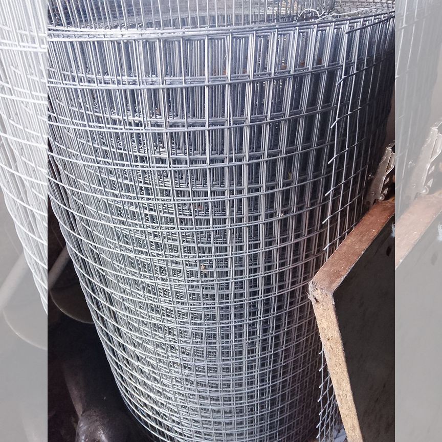 Сетка для клеток кроликов брудеров