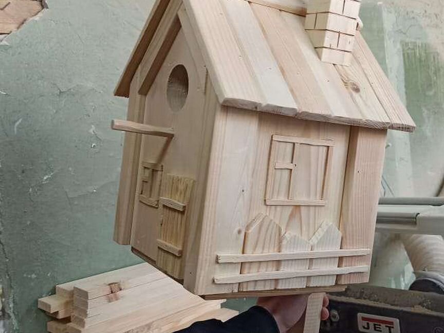 Скворечник, кормушка