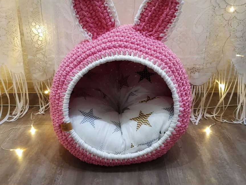 Лежанка для кошечки