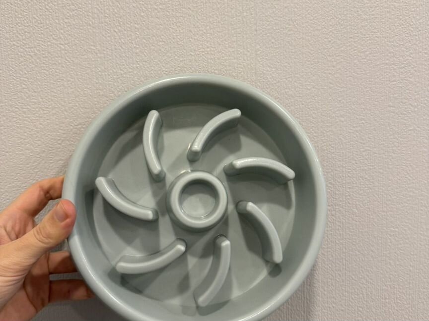 Миска для медленного поедания