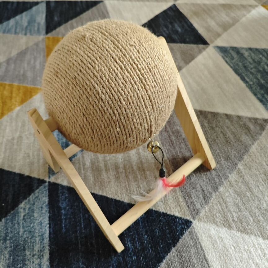 Отдам когтеточку за шоколадку