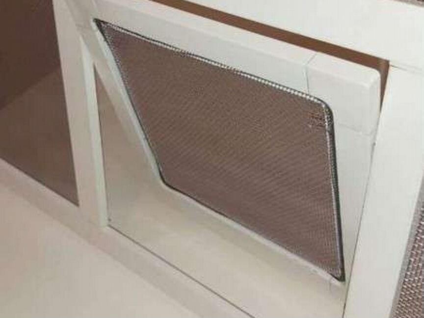 Сетка дверная с дверцей для кошки