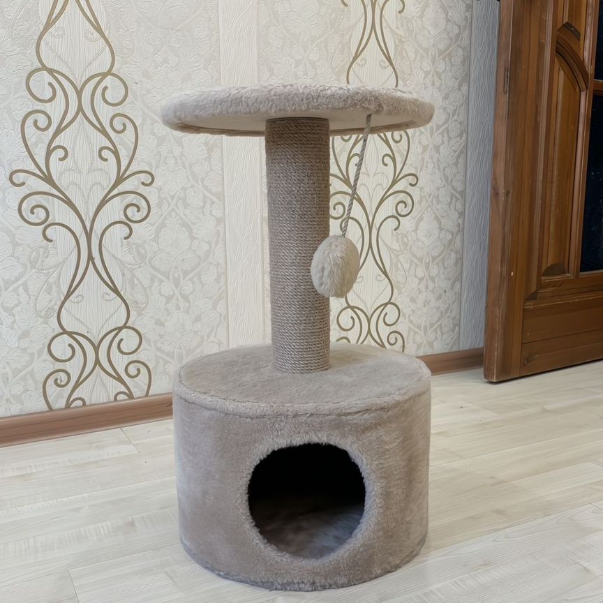Кошачий домик с когтеточкой
