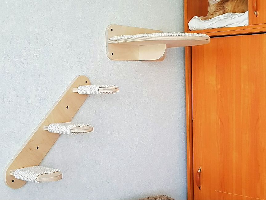 Лежанка и лесенка для кошек