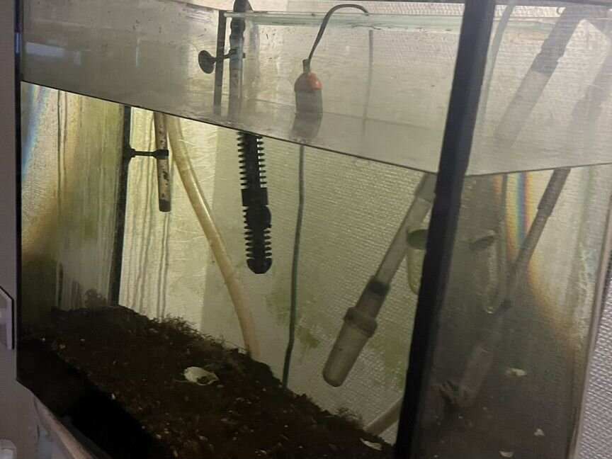 Аквариум 90л б/у бронь