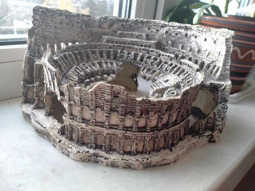 Колизей в аквариум