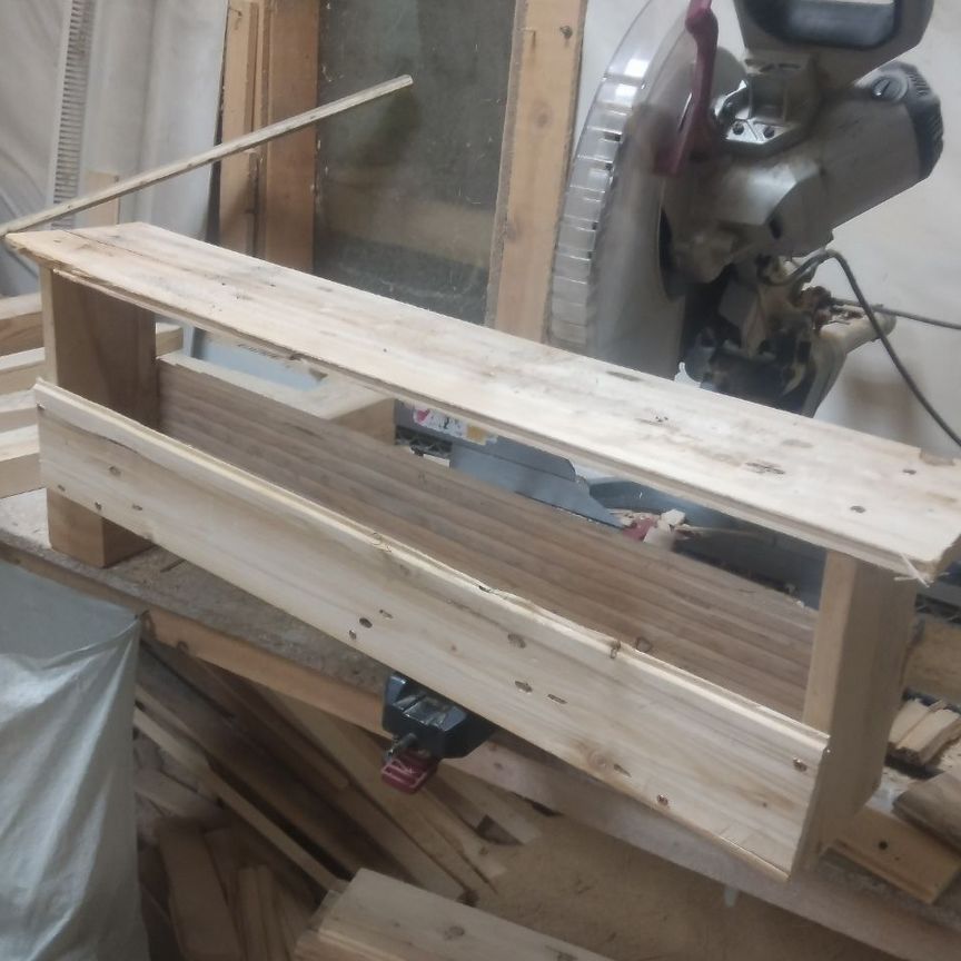 Кормушка для курей