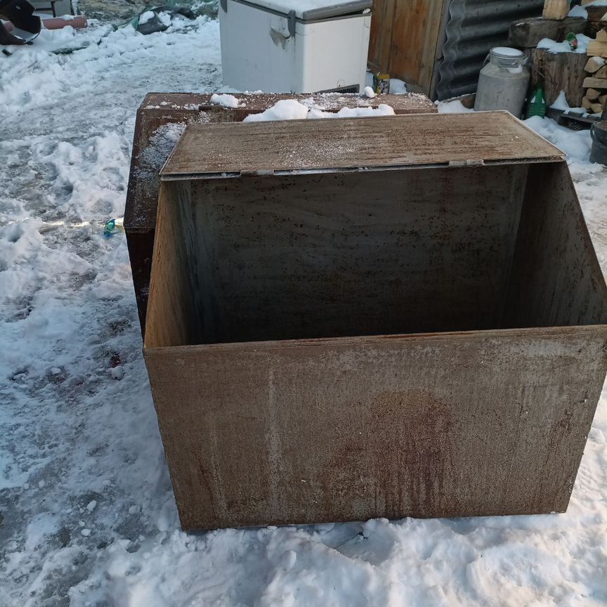 Лари под круппы или комбикорм