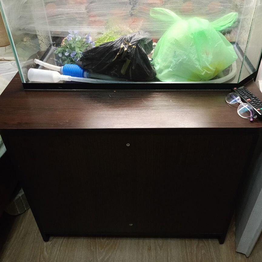 Аквариум с тумбой бу