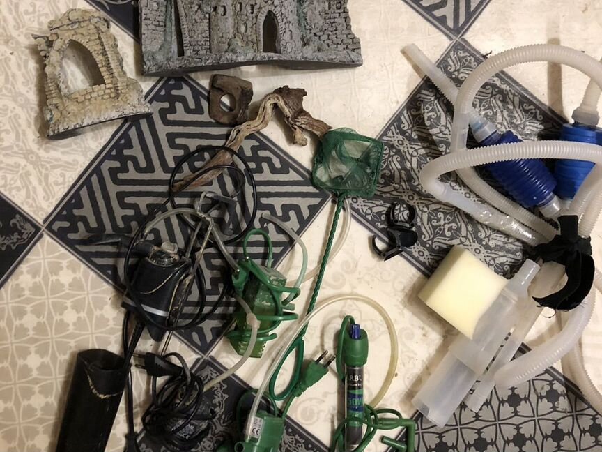 Инвентарь для рыб