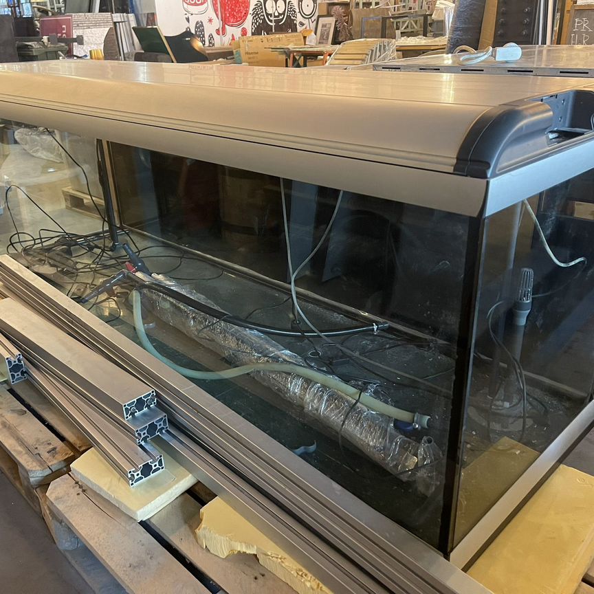 Аквариум для рыбок