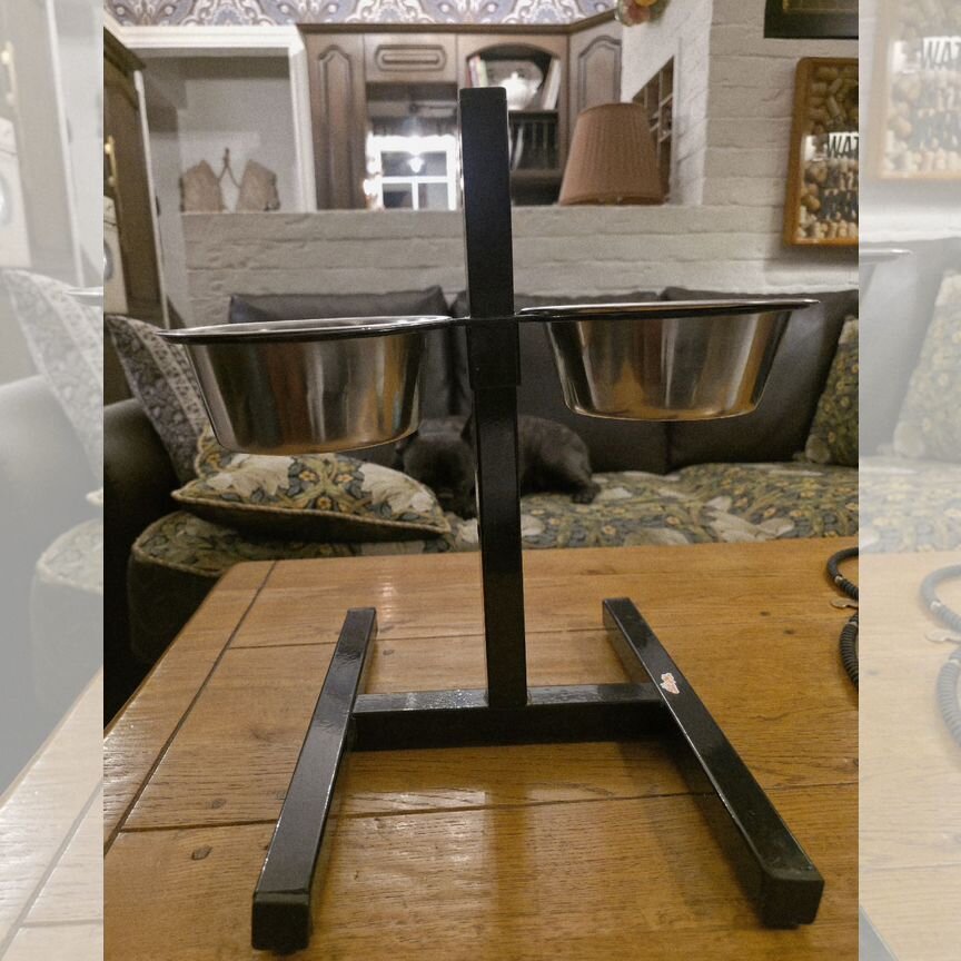 Кормушка миски на подставке для собак