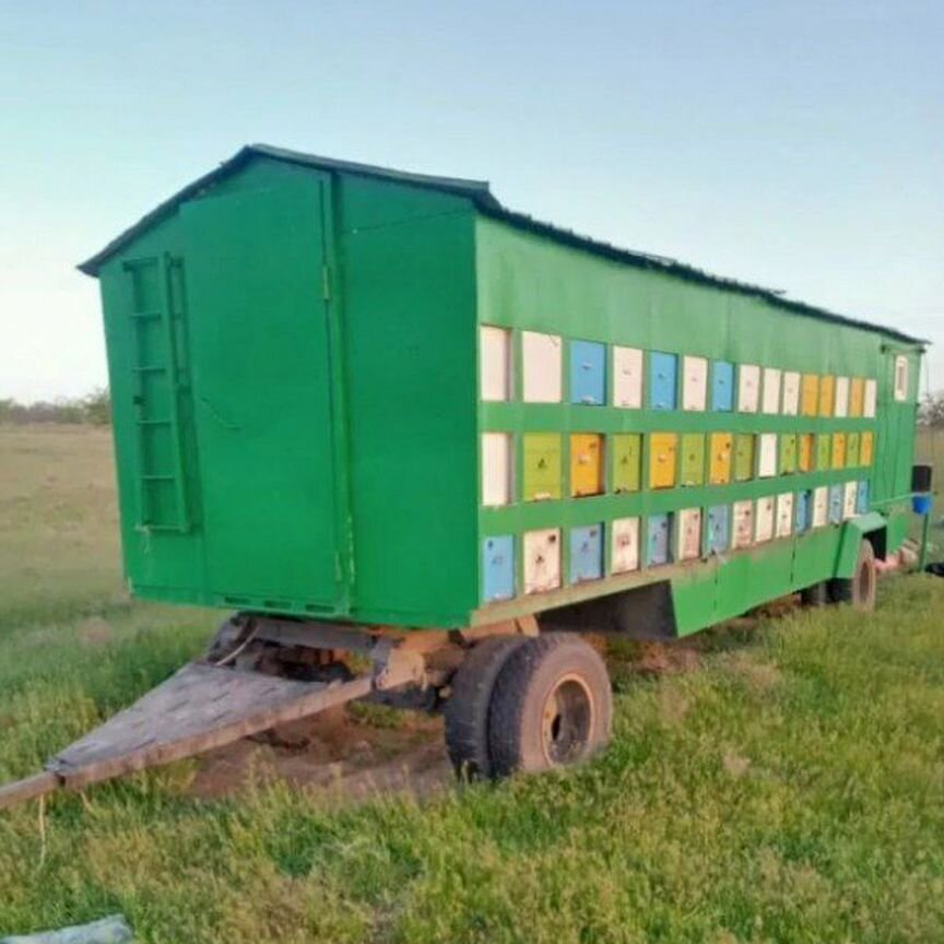 Пчелоприцеп, пчелопавильон