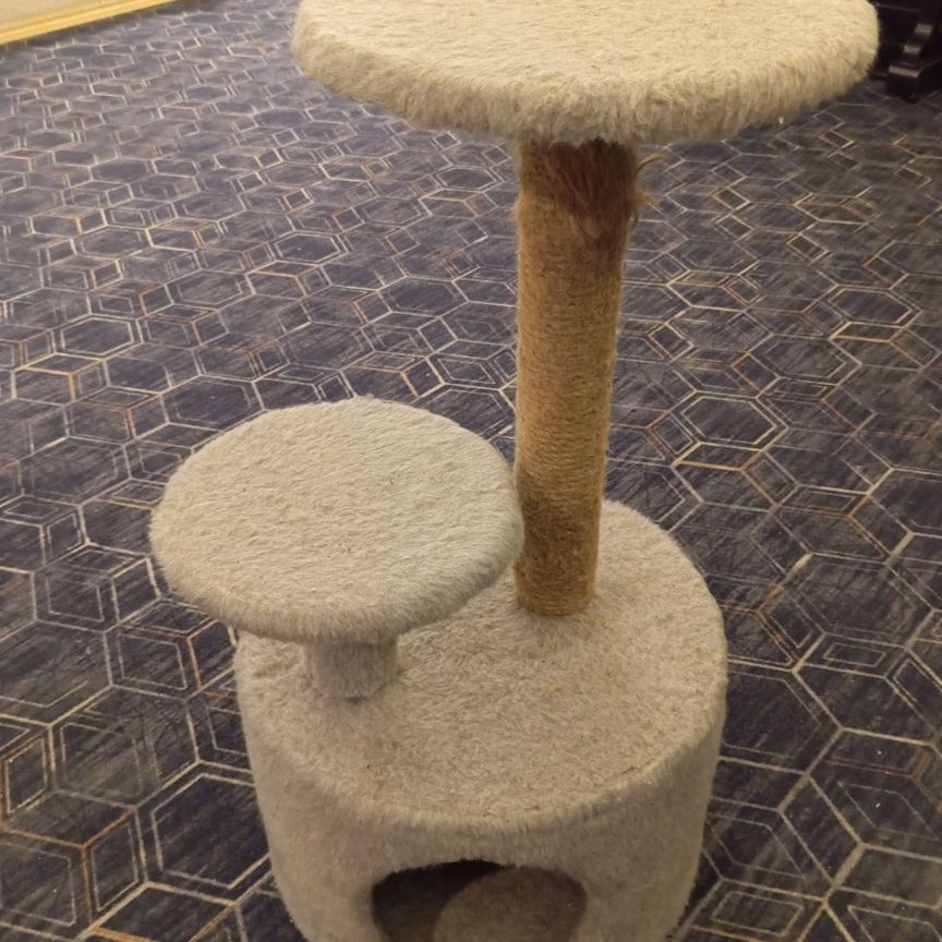 Кошкин дом. Когтеточка