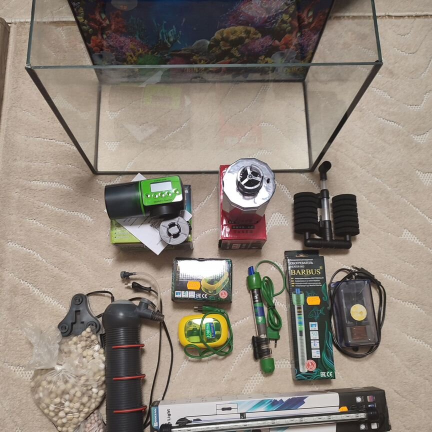 Аквариум с оборудрованием