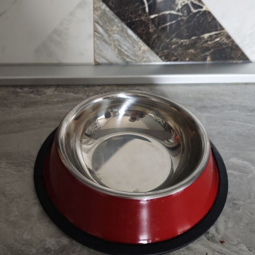 Миска для кошки