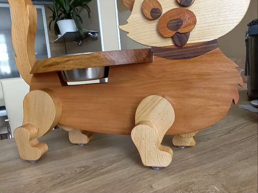 Подставка для кормления собак и кошек
