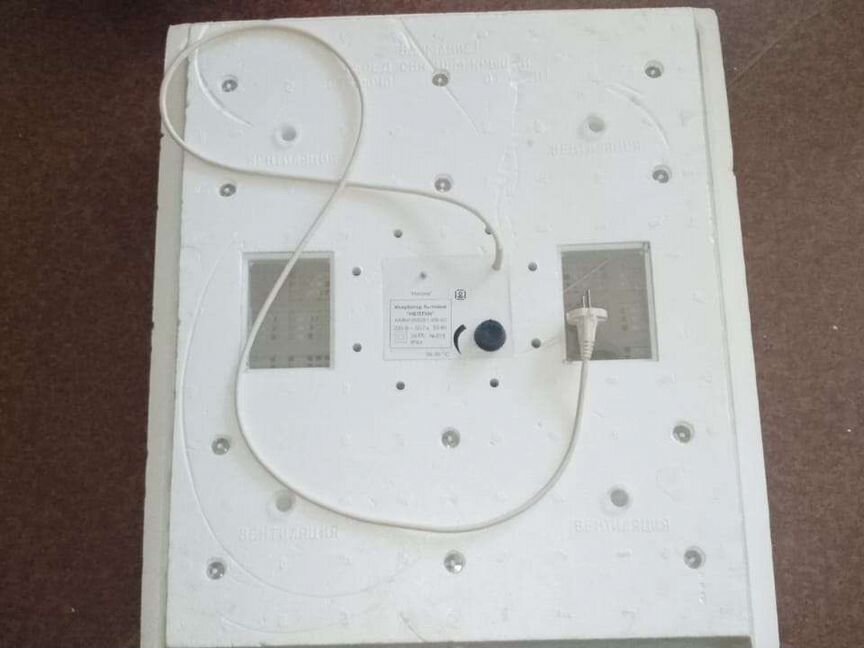 Инкубатор для яиц бу