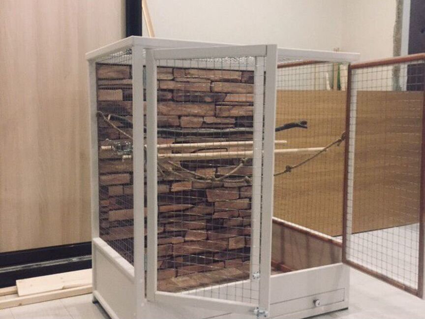 Клетка для попугаев и птиц