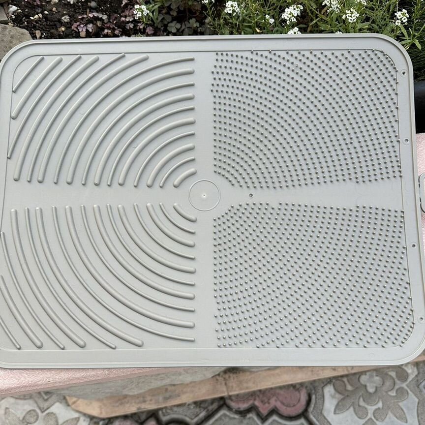 Коврик под кошачий туалет