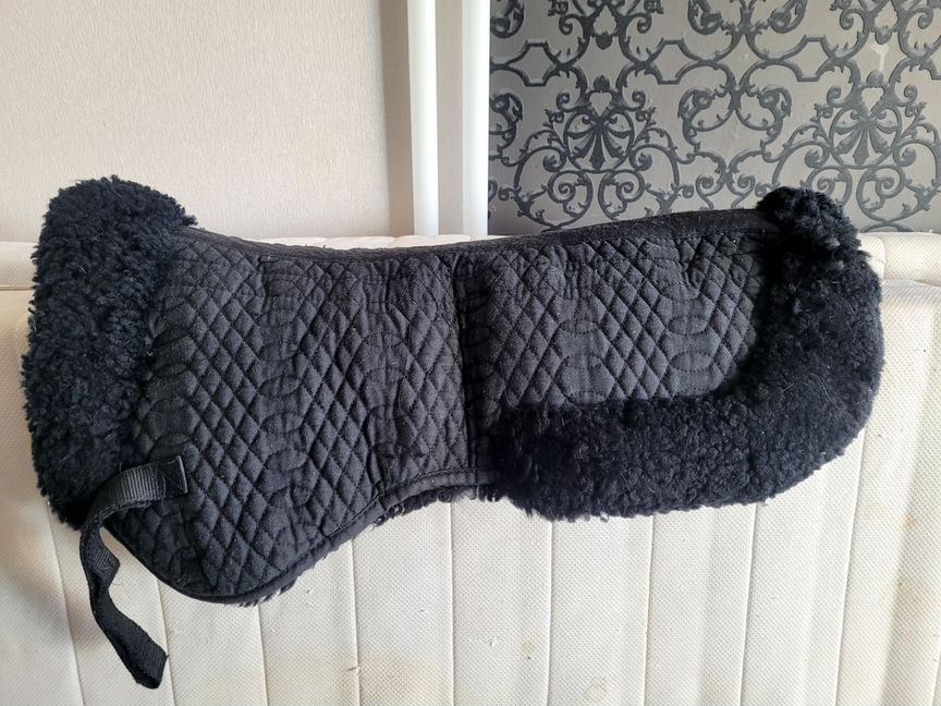 Меховушка под седло, вальтрап, гель