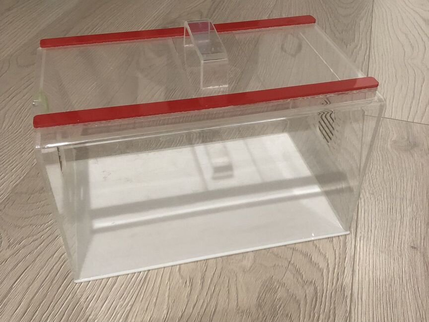 Переноска-террариум