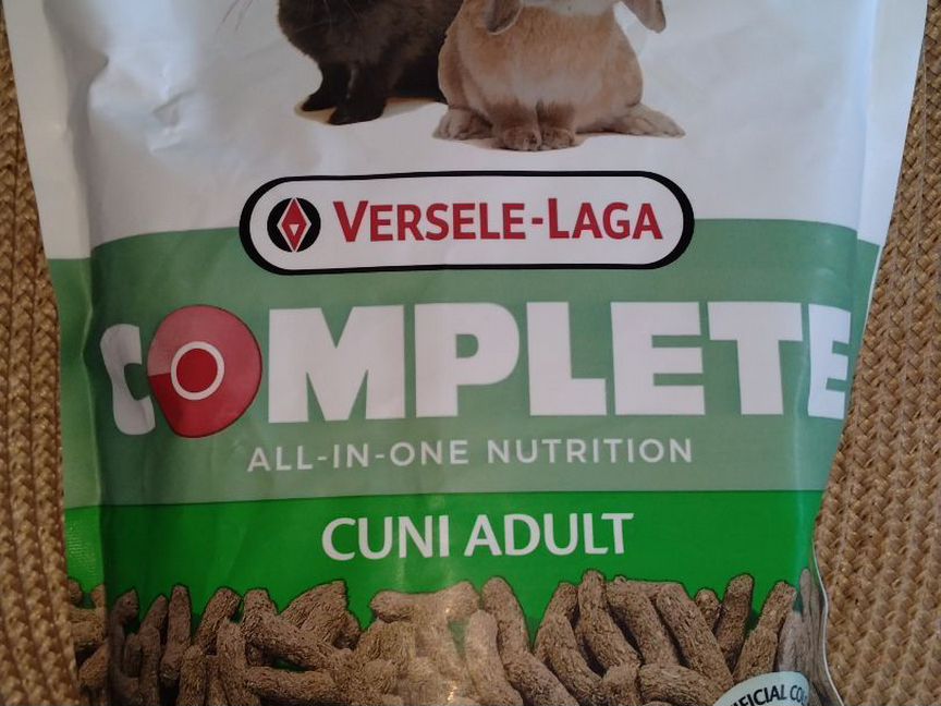 Корм для кроликов Versele-Laga Complete Cuni Adult