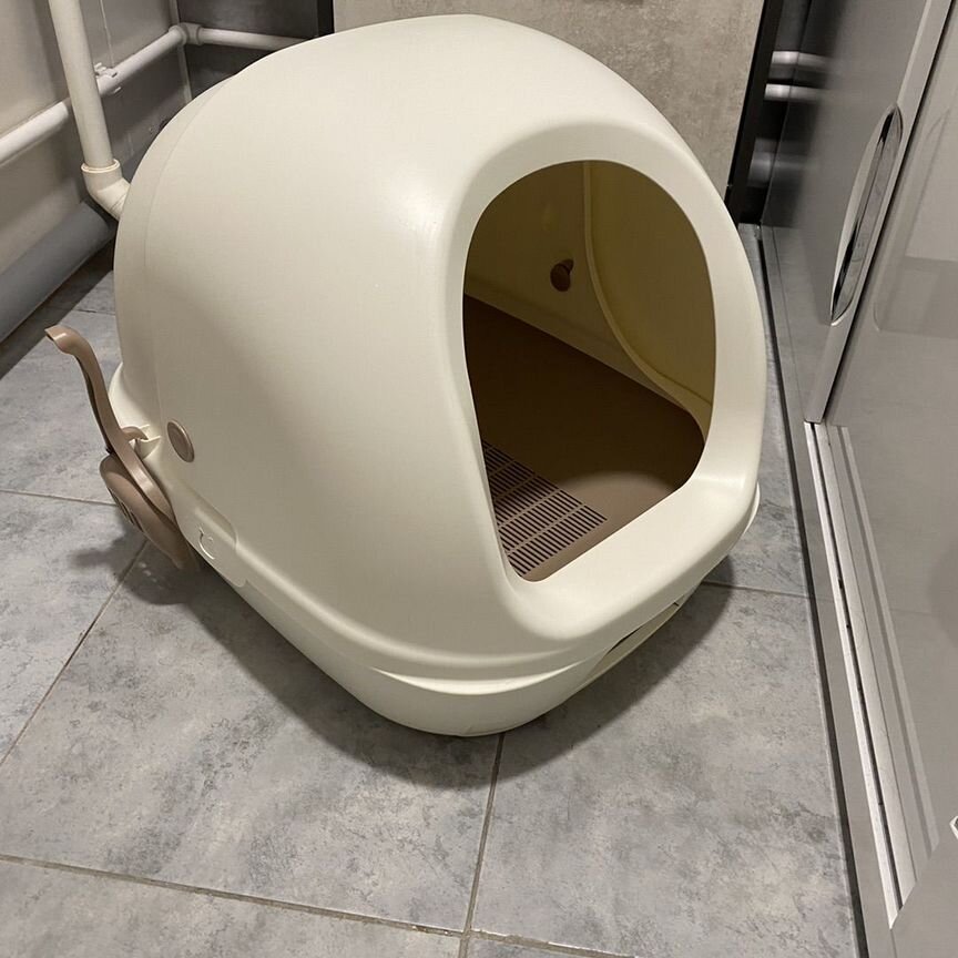 Кошачий лоток закрытый новый