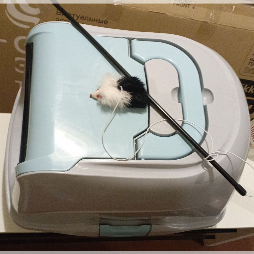 Закрытый лоток для кошек большой