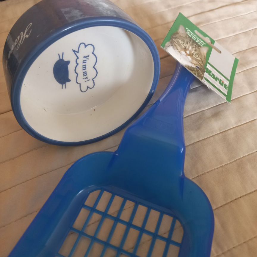 Миска для кошек и совок