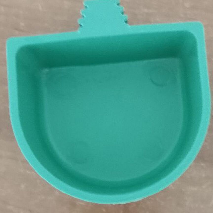 Кормушка для птиц в клетку