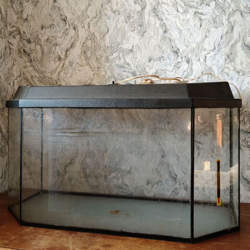 Аквариум трапециевидный 90 литров