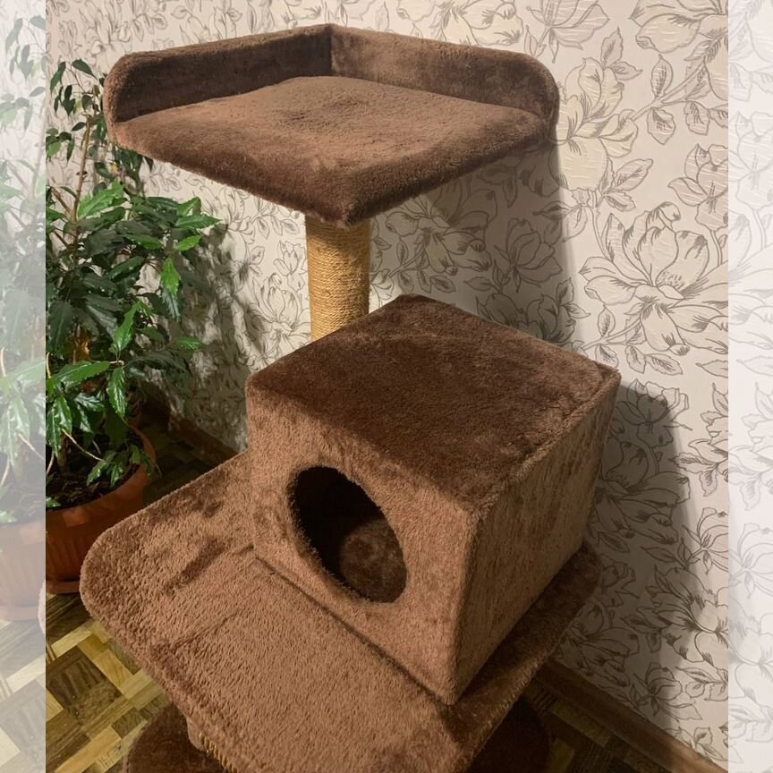 Домик для кошки с когтеточкой