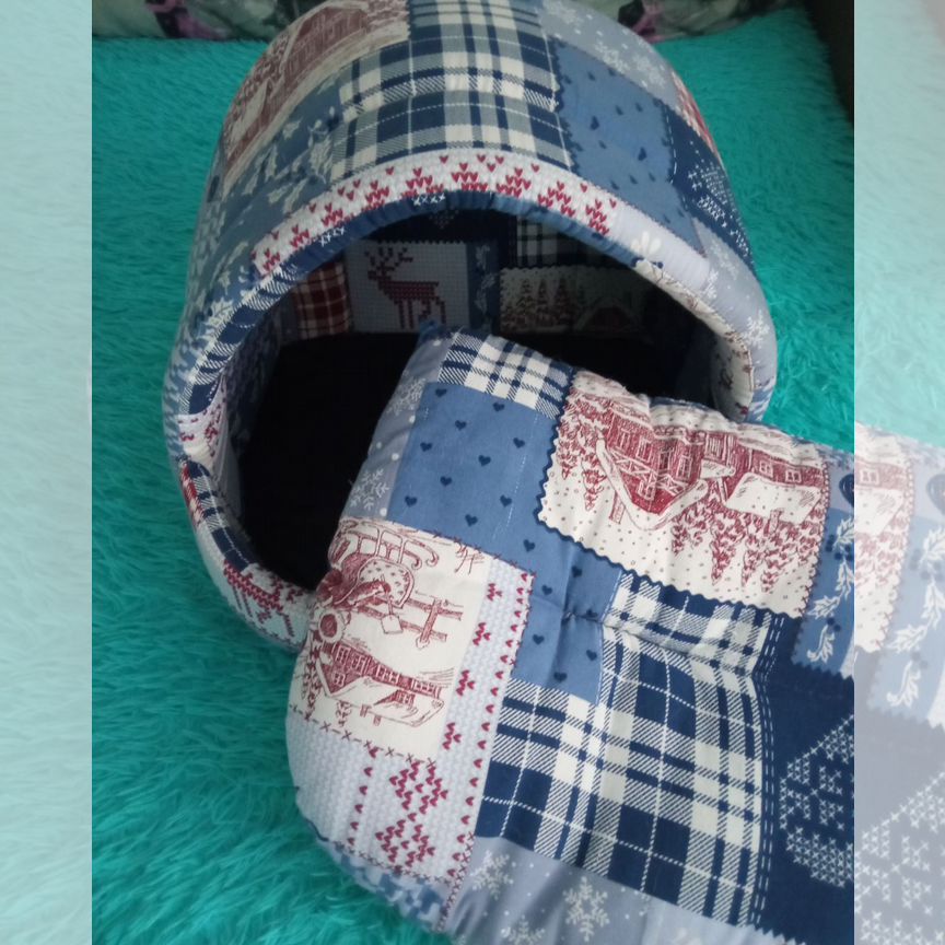 Домик лежанка для кошки и собаки