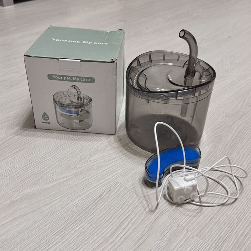 Фонтан поилка для кошек